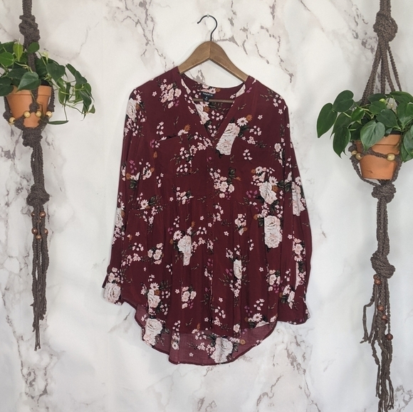 torrid | Tops | Torrid Red Floral Top | Poshmark